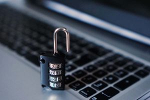 Attacchi informatici, come controllare che i propri dati non siano ...